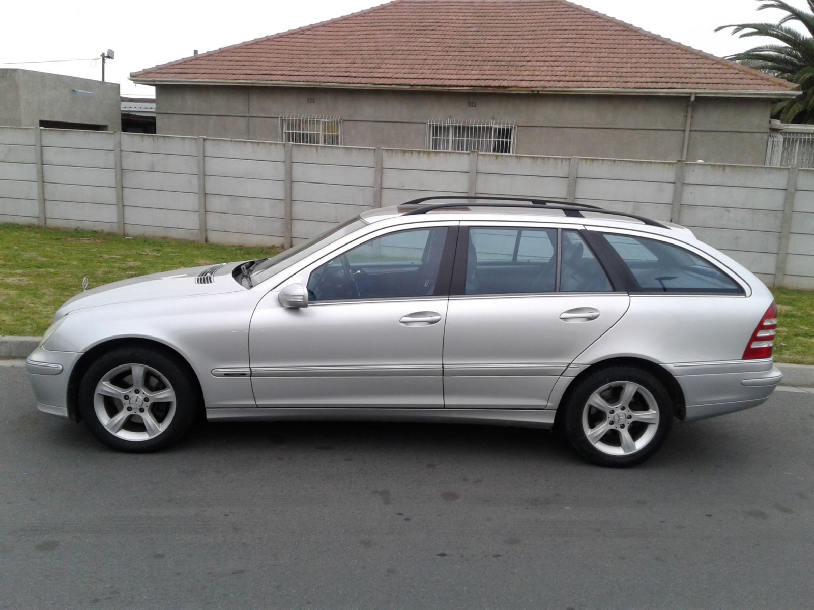 Autonet Helderberg C-CLASS ESTATE C180K ESTATE AVANTGARDE