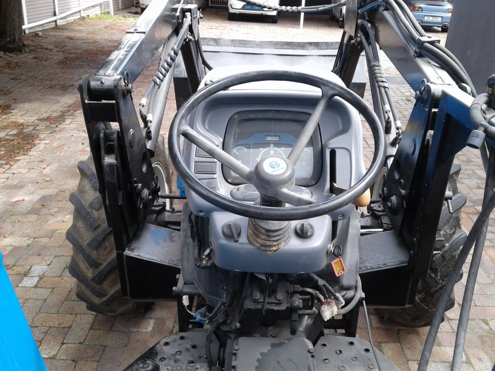 Autonet Helderberg New Holland Tt 75 Tt 75