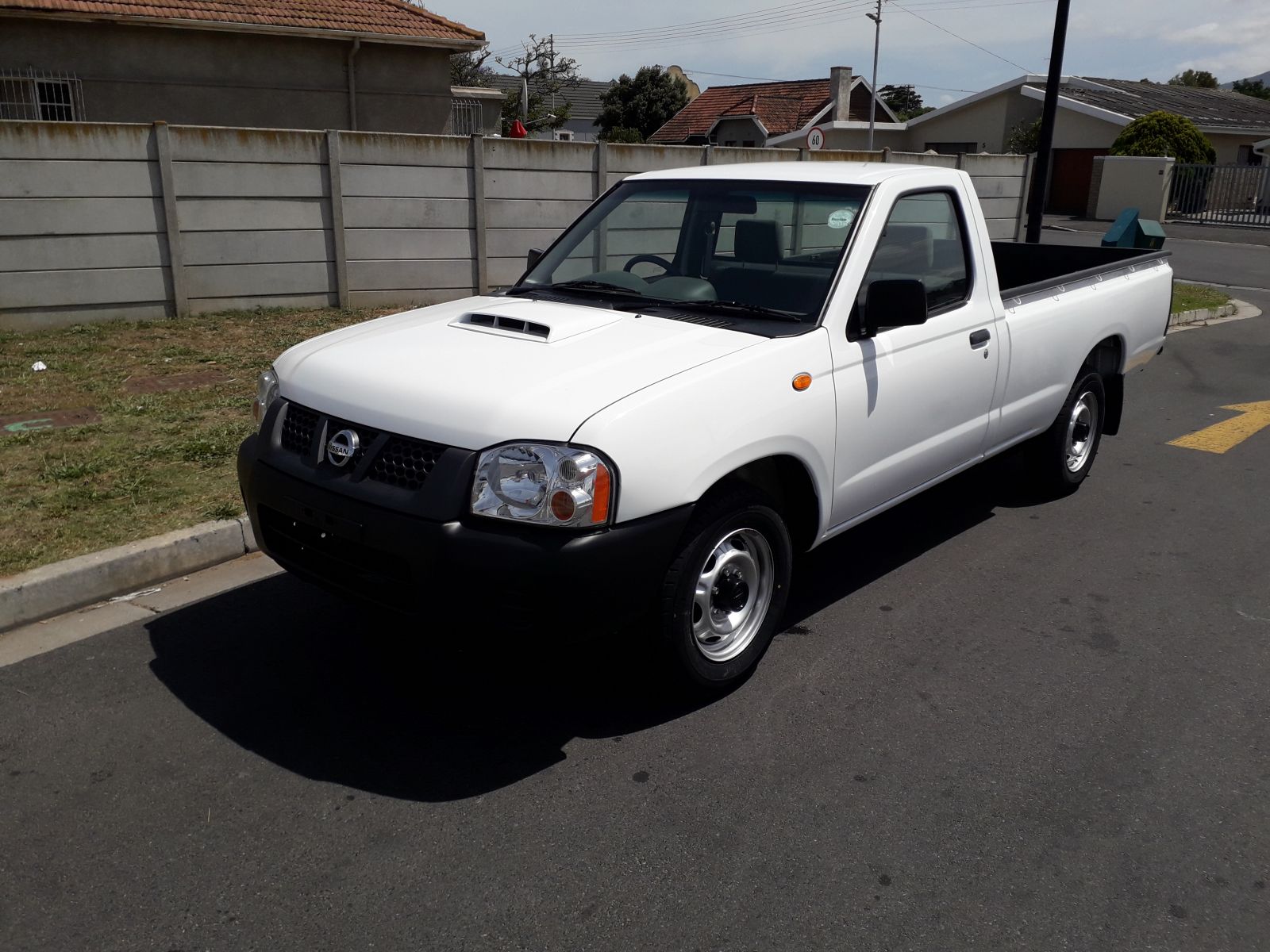 Autonet Helderberg NP300 HARDBODY HARDBODY NP300 2.5 TDi LWB P/U S/C