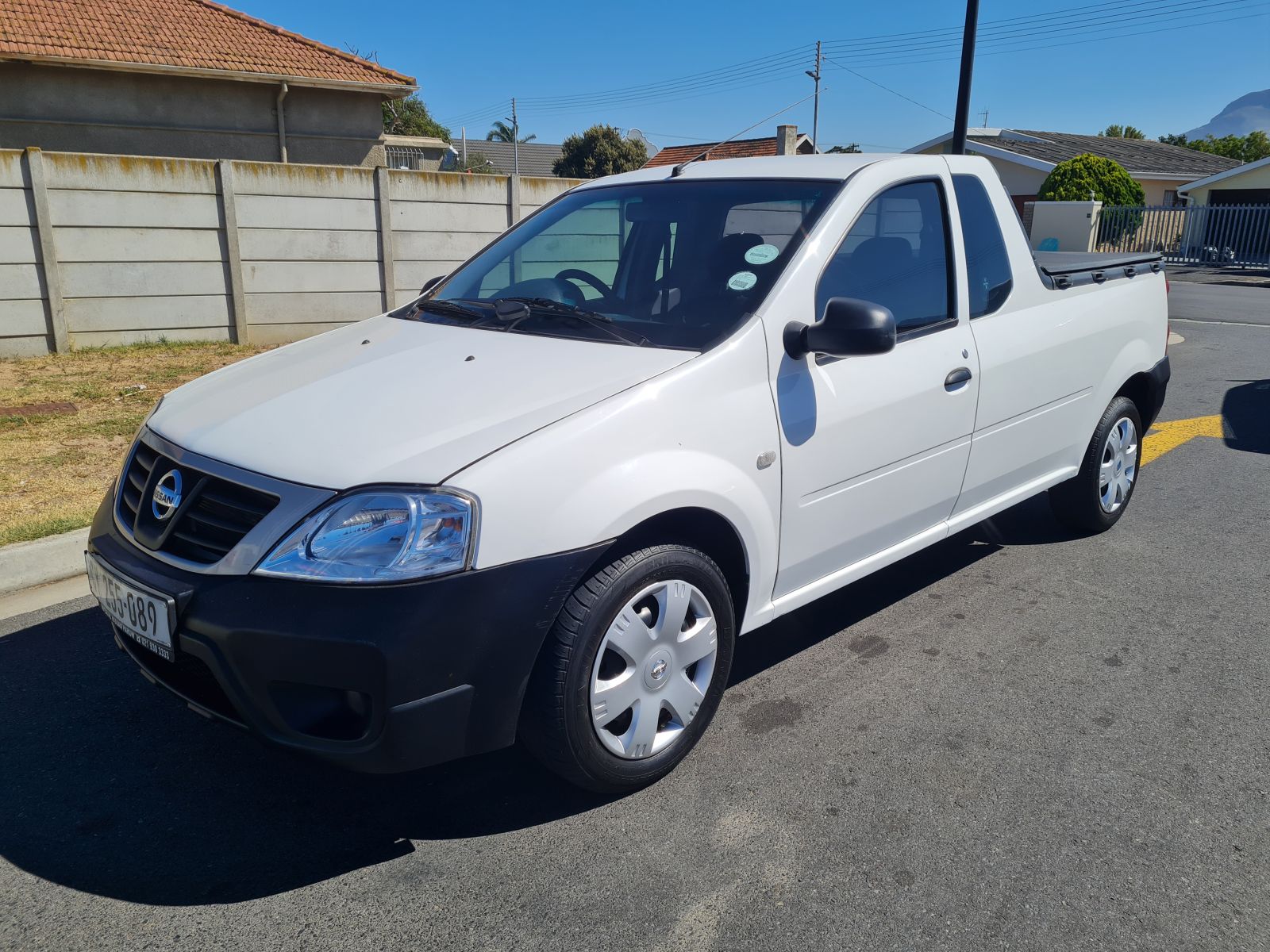 Autonet Helderberg NP200 NP200 1.6 A/C SAFETY PACK P/U S/C